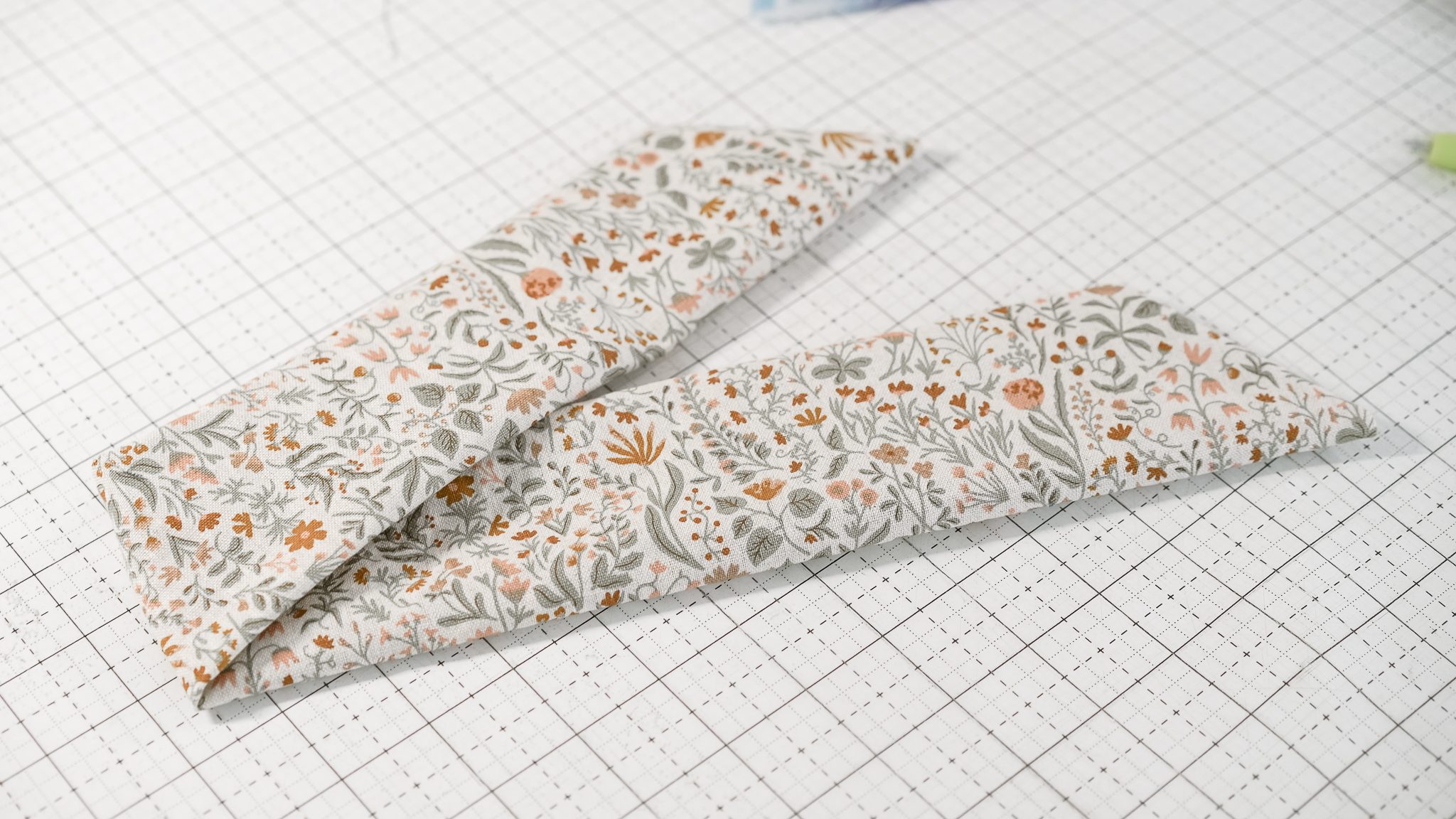 Quick & Easy Fabric Hair Bow Tutorial (Beginner-Friendly!) » BERNINA Blog